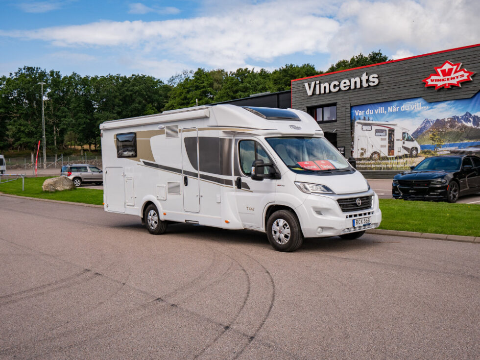 Kvalitetssäkrade husbilar med taksäng till salu