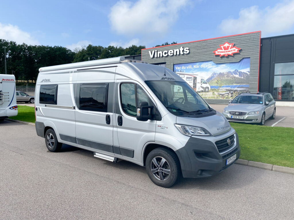 Pössl-Roadstar 600 L *6m *Långbäddar *Solcell-(2017) - Vincents